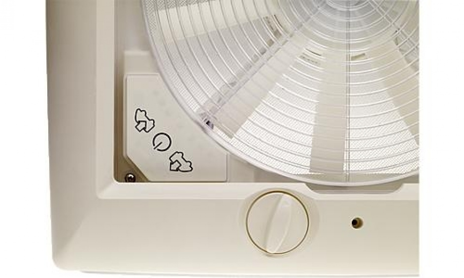 Takluke Omnivent med vifte 40x40 cm | Omnivent - Takluker | Ca